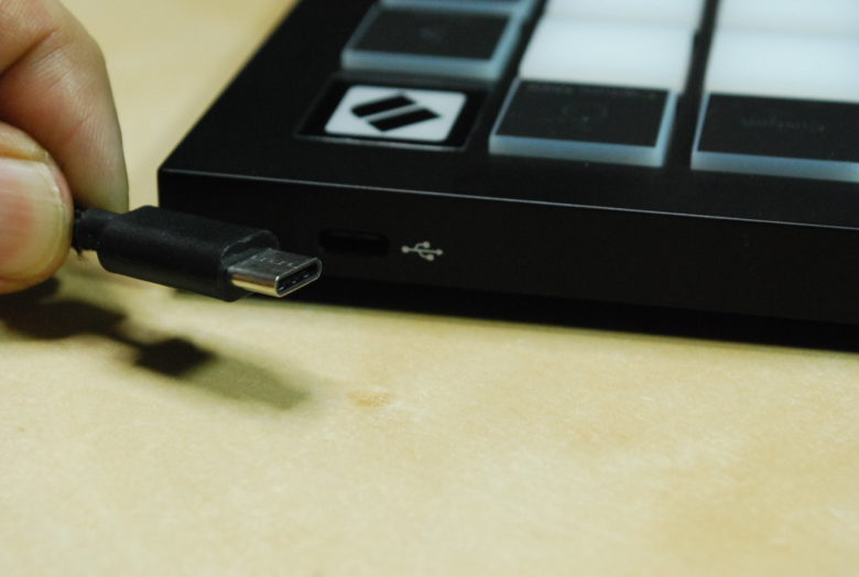 Ableton Live専用じゃない! Cubase、FL、S1、Abilityでも使えるコンパクトで万能なフィジカルコントローラー、Novation Launchpad Xの実力 | DTM ...