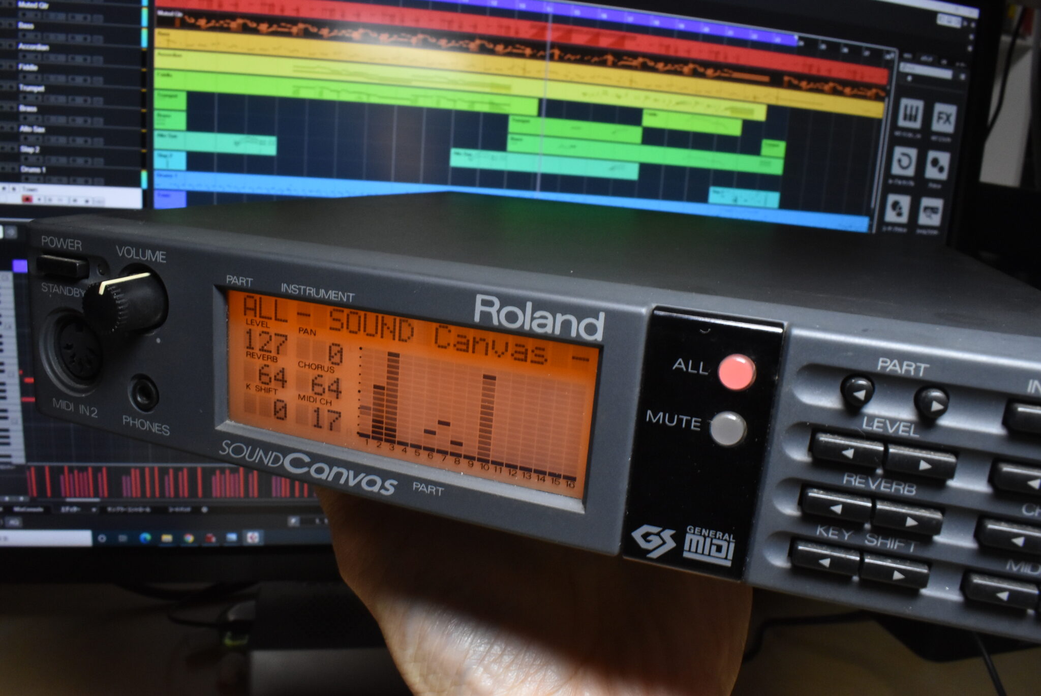 GM登場前の1991年3月にリリースされたRoland初のGS音源、Sound Canvas SC-55 | DTMステーション