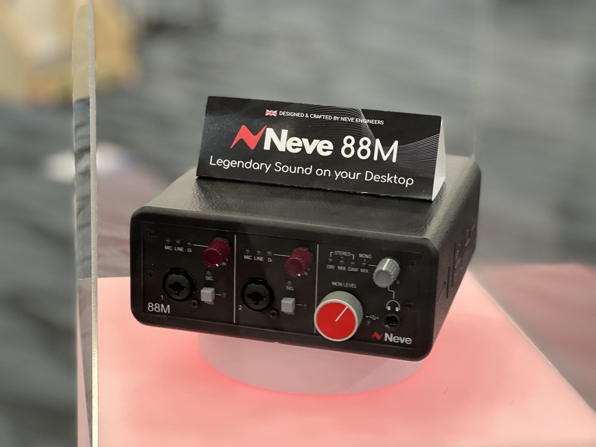 あのAMS Neveが、USB3.0オーディオインターフェイス、88MをNAMMで発表。88RSコンソールのプリアンプ搭載 | DTMステーション