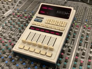 伝説のデジタルリバーブLexicon 480Lを完全再現！Relab Development LX480が日本上陸 | DTMステーション