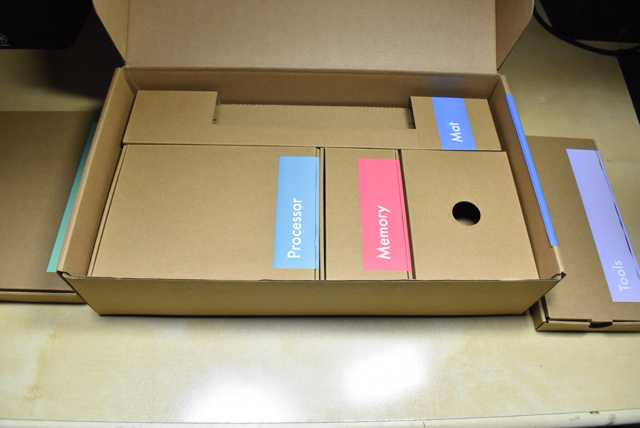 Ableton Push 3のコントローラ版にコンピュータを入れてスタンドアロン版にアップグレードしてみた | DTMステーション