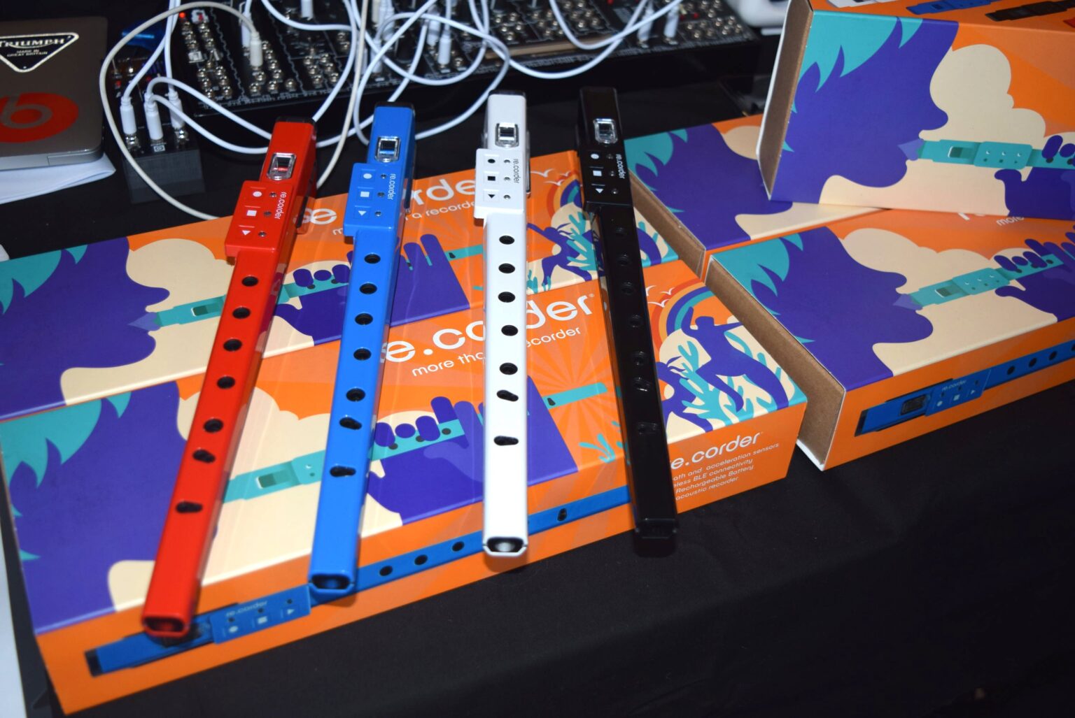 アコースティックのリコーダーにBluetooth-MIDI搭載!?カスタマイズ自在なイタリアのlunaticaを試してみた | DTMステーション