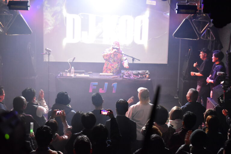 A4サイズのポータブルDJシステム、GODJ Plusの後継機、FJ1のクラファン1/30まで実施中。DJ KOOさん、DJ TAROさんによるイベントも | DTMステーション