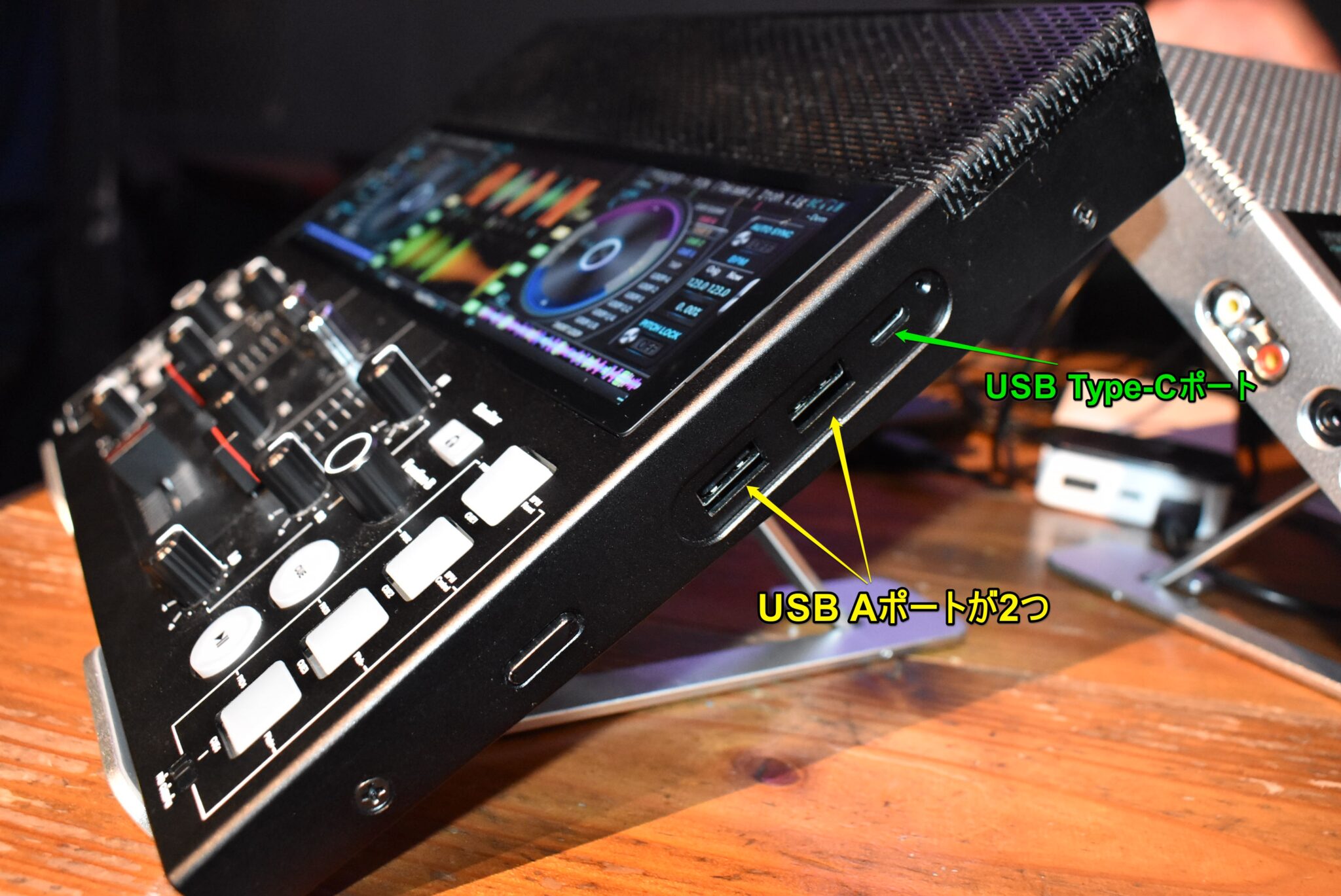 A4サイズのポータブルDJシステム、GODJ Plusの後継機、FJ1のクラファン1/30まで実施中。DJ KOOさん、DJ TAROさんによるイベントも | DTMステーション